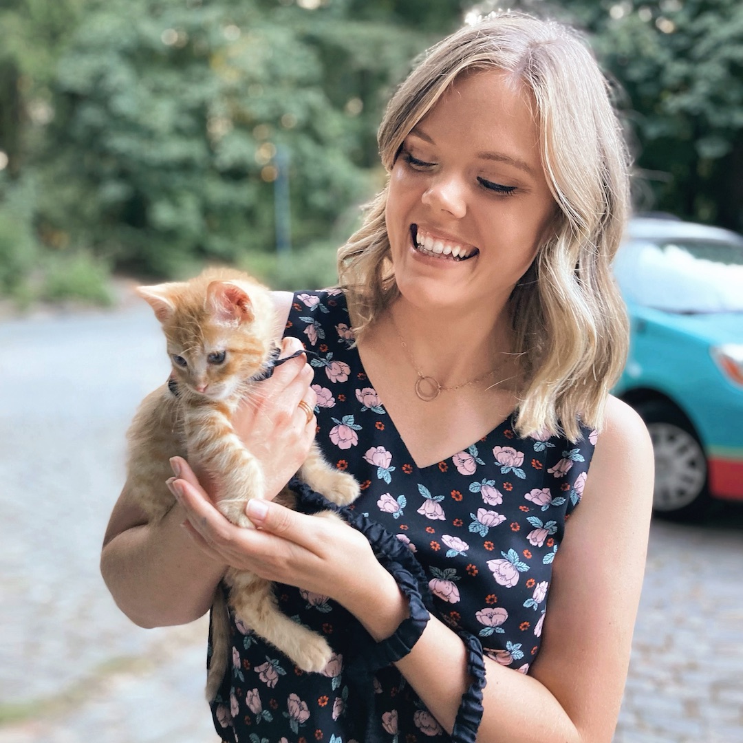 Danielle Works, Author at Don't Forget the Pets